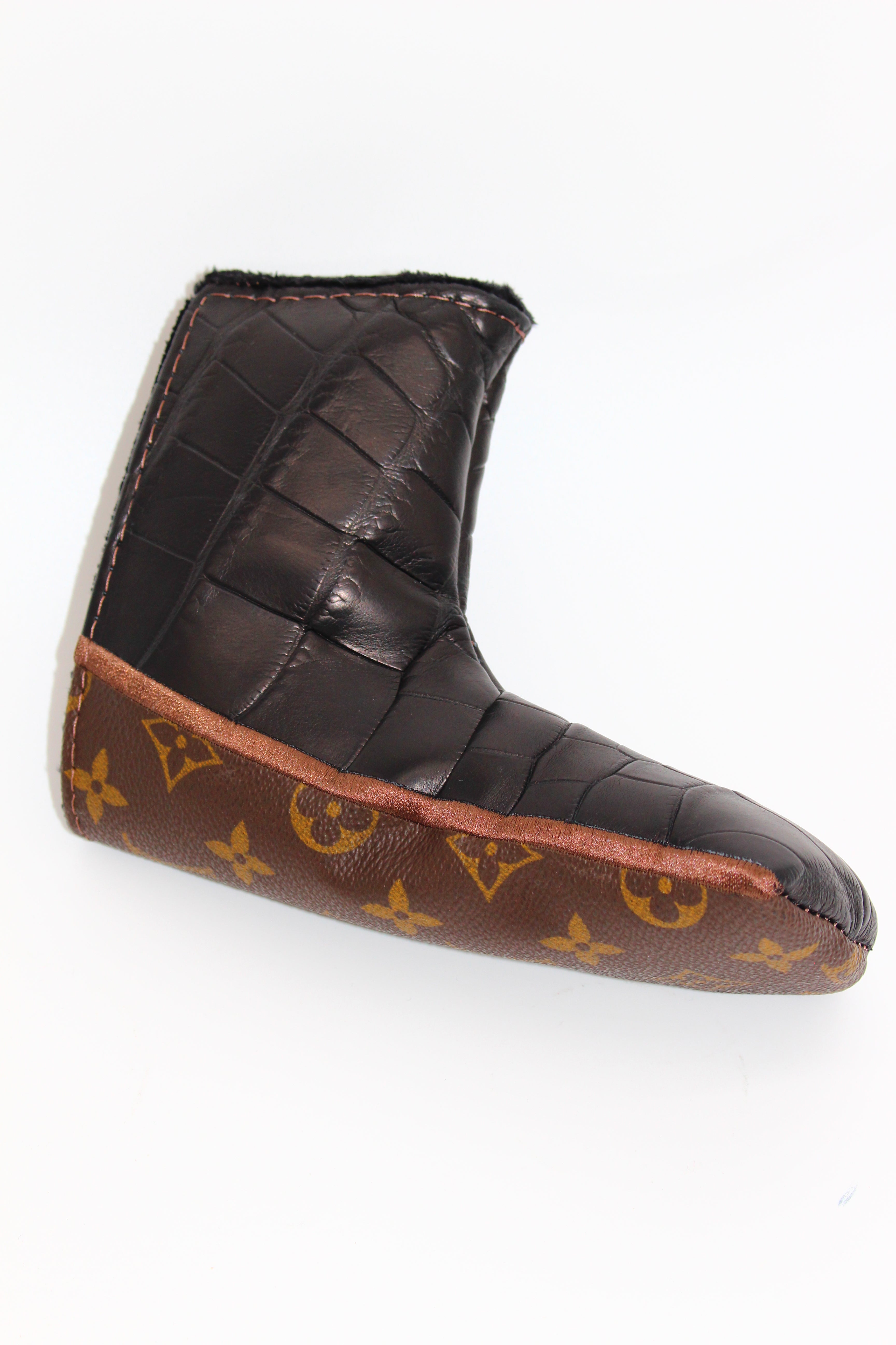 Gibbons Handmade - Head Covers | "Ex-Fiancee" Black Alligator Sides – Patrick Gibbons Handmade